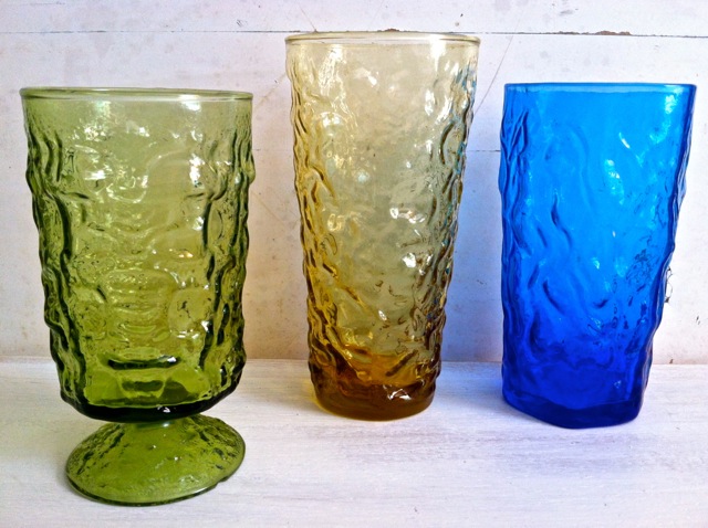 Vintage Feature - The Feel of Vintage Glassware - Southern Vintage Table