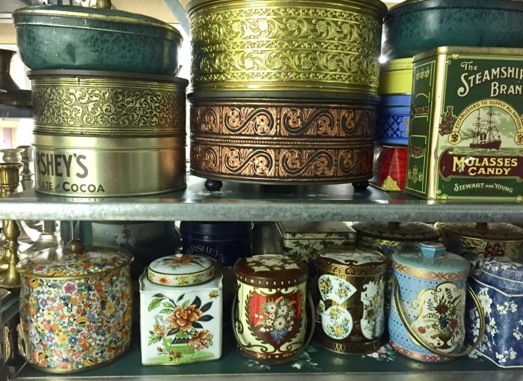 Vintage Feature - Shelves Are Filling Up! - Southern Vintage Table