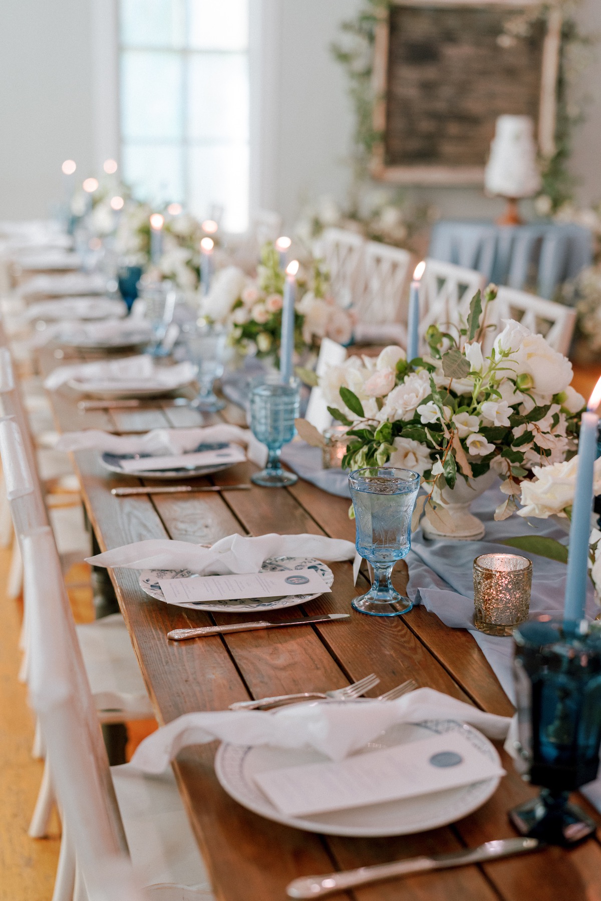 Southern Vintage Table Event - A Blissfully Blue Wedding at The Parlour ...